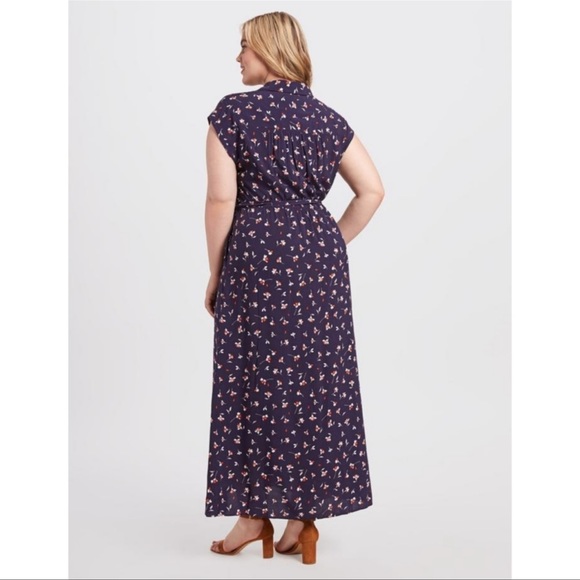Draper James | Dresses | Draper James Floral Maxi Navy Button Front ...